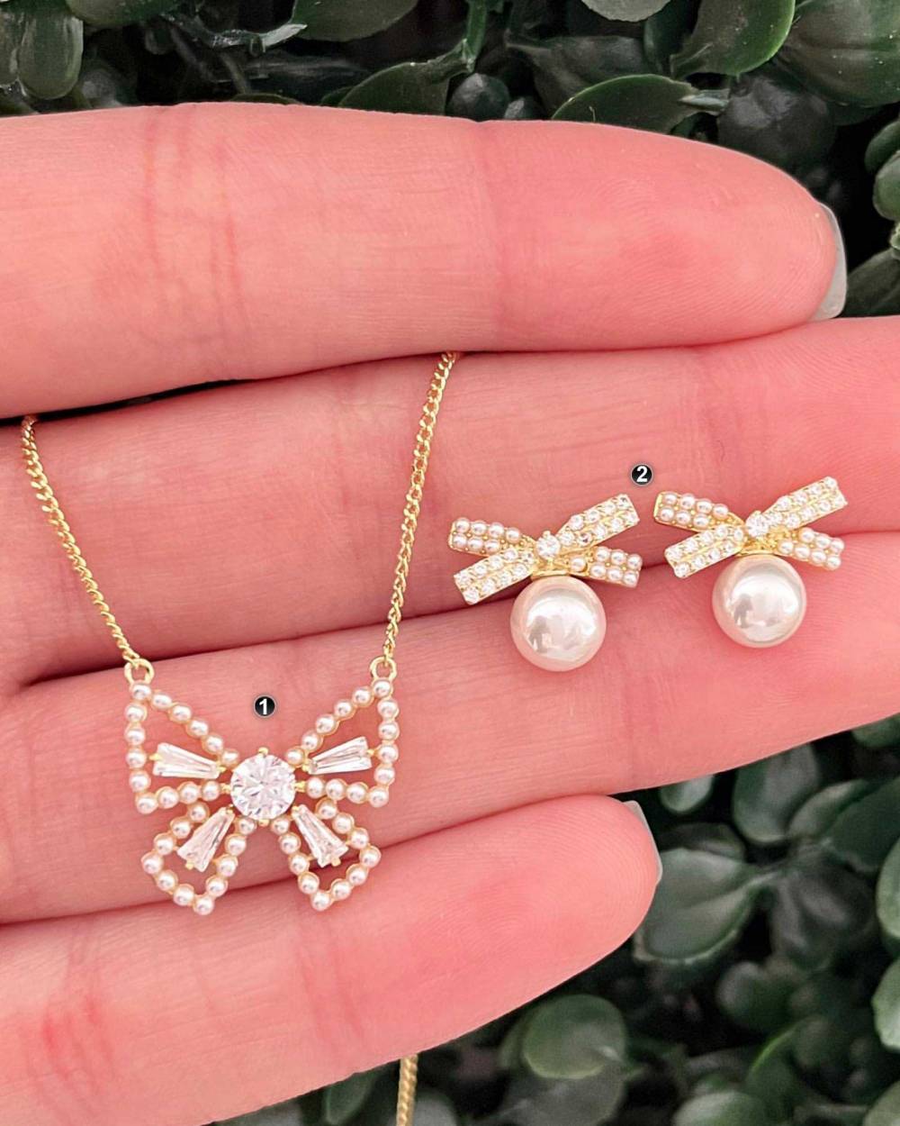 Collar elaborado en plata925 con baño de oro de 18k, acompañado de dije ...