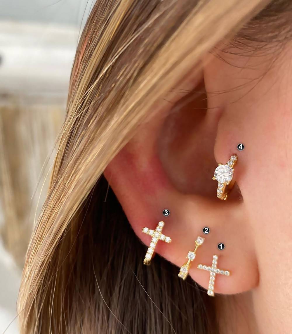 Set de aretes en forma de cruz, en plata 925 con baño de oro de 18k y ...